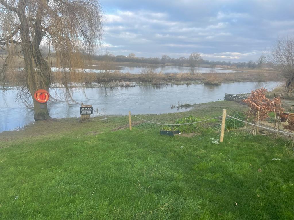 Cricklade to Castle Eaton Thames 1a – davepaddles.co.uk